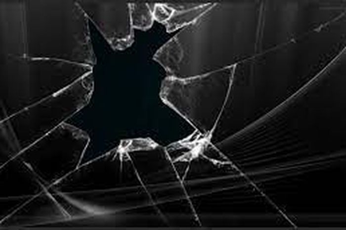 Mulai Kaca Retak hingga Daun Kering, Ternyata 5 Barang Ini Bikin Rezeki ...