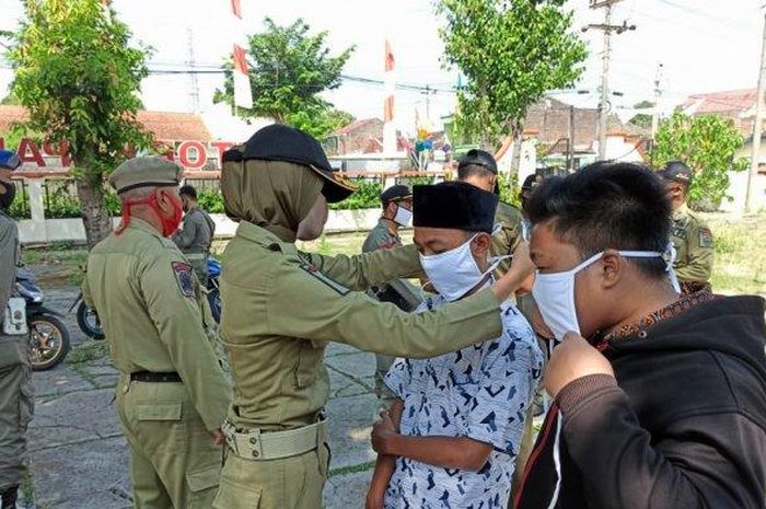 Kasus Covid-19 Naik, ASN di Klaten Malah Terjaring Razia Masker Satpol PP - Sonora.id