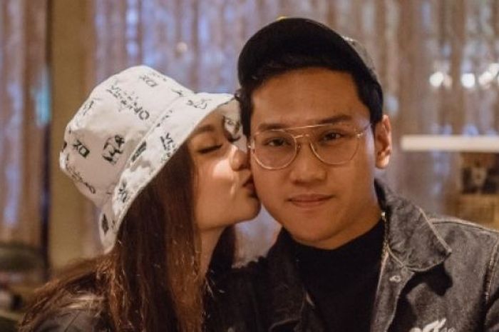 Cuma Mau Hartanya Doang? Vanessa Khong Isyaratkan Putus dengan Indra ...