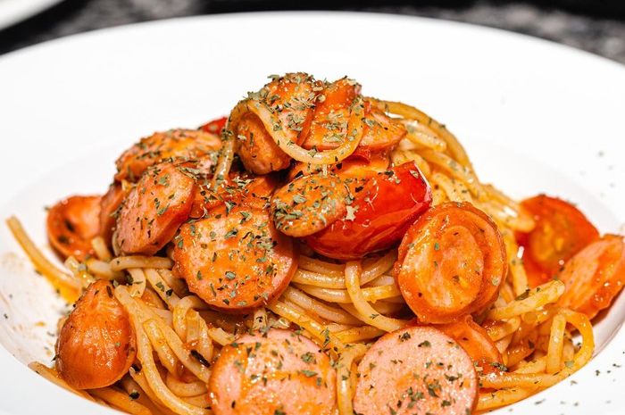 Resep Spaghetti Sosis Bumbu Rempah yang Lezat dan Menggugah Selera ...