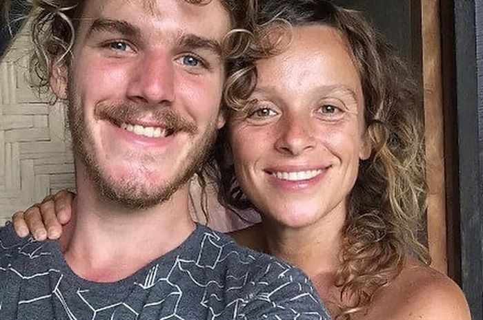 Pilih Pindah ke Bali, Pasangan Bule ini Ngaku Tak Pernah Sikat Gigi ...