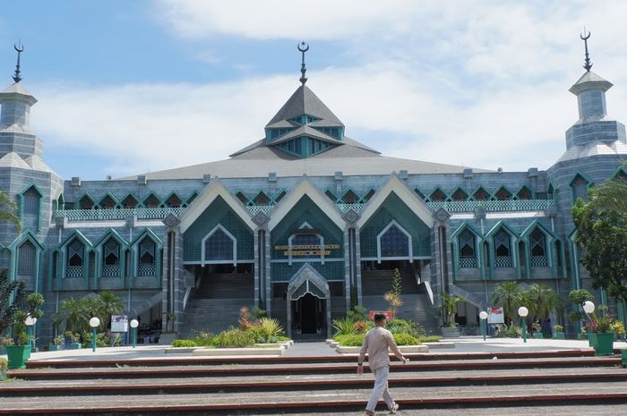 Rektor IPB jadi Khatib Salat Idul Fitri di Masjid Al Markaz Al Islami ...