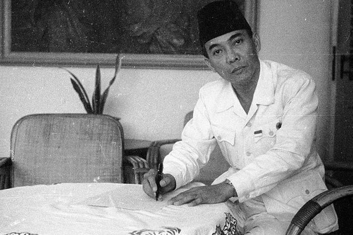 25 Kumpulan Kata Kata Ir Soekarno Untuk Hut Kemerdekaan Ri Ke 77 Cocok