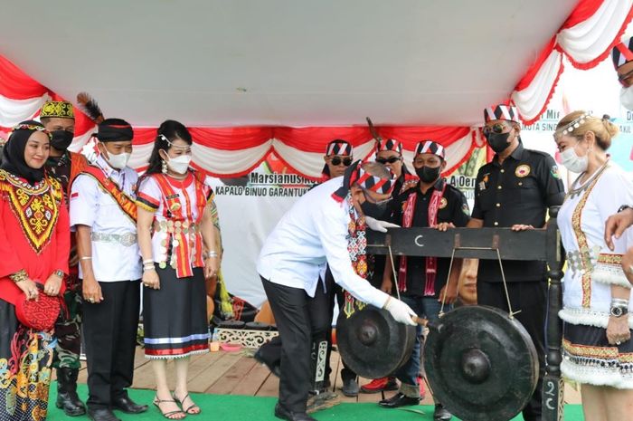 Gubernur Sutarmidji Sebut Upacara Adat Ngabayotn Mampu Jadi Daya Tarik ...