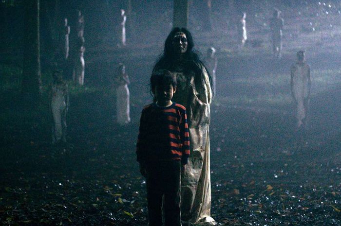 Menyeramkan! 5 Film Horor Ini Menghantui Penonton Sampai ke Alam Nyata ...