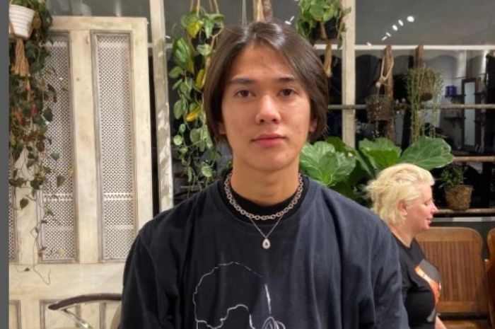 Iqbaal Ramadhan Rela Ubah Penampilan Demi Mencuri Raden Saleh - bangka ...