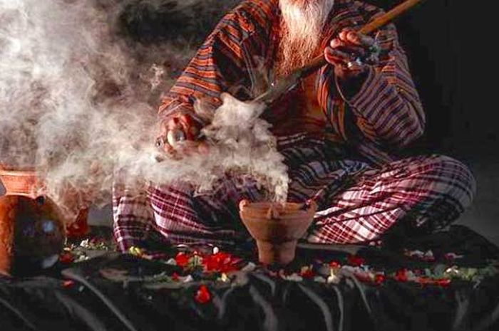 Perbedaan Syirik dan Musyrik Menurut Agama Islam! Dosa Besar yang ...