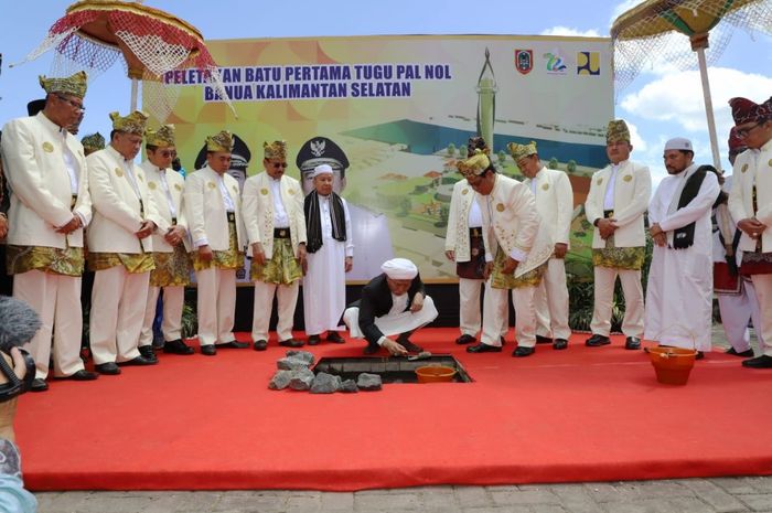 Letakkan Batu Pertama, Kalsel Siap Bangun Tugu Nol Kilometer 66 Meter ...