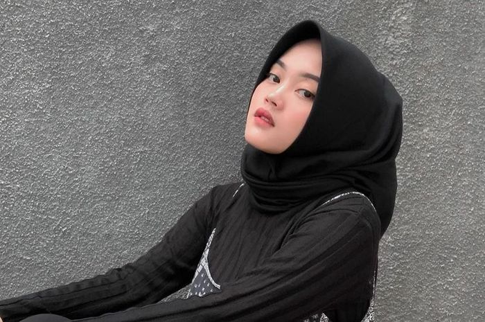 Nggak Kalah Sama Sule! Ini 5 Sumber Kekayaan Putri Delina hingga Punya ...