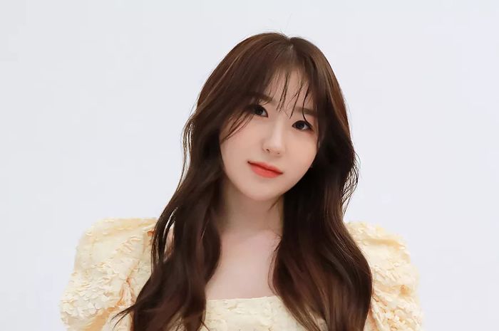 Biodata Lee Chaeyeon: Sukses Debut Solo Melalui Single 'Hush Rush' - Sonora.id