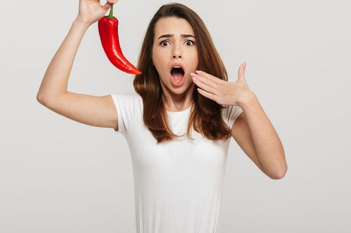 7 Cara Ampuh Hilangkah Rasa Pedas di Mulut, Nggak Perlu Panik Lagi ...