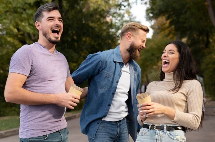 6 Jokes Bapak-Bapak di Sosmed yang Garing dan Kocak Abis - Sonora.id