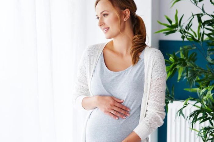 5 Ciri-ciri Orang Hamil dari Raut Wajah, Bibir Membesar? - Sonora.id