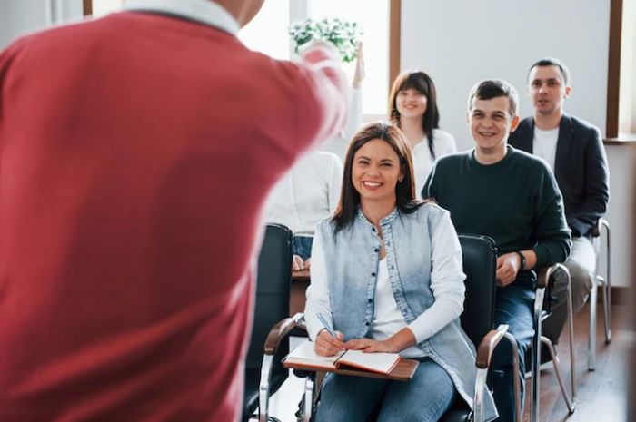 17 Contoh Pemberdayaan Masyarakat dari Berbagai Bidang, Lengkap ...