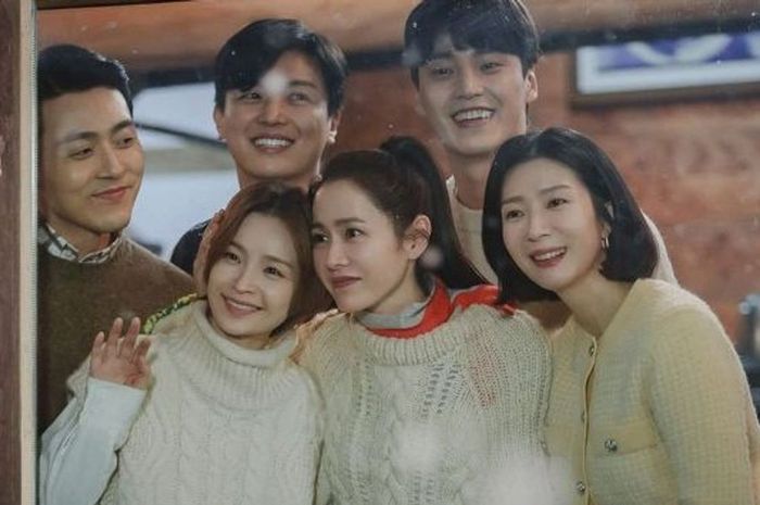 55+ Nama Grup Aesthetic untuk Teman Hingga Keluarga, Unik dan Keren ...