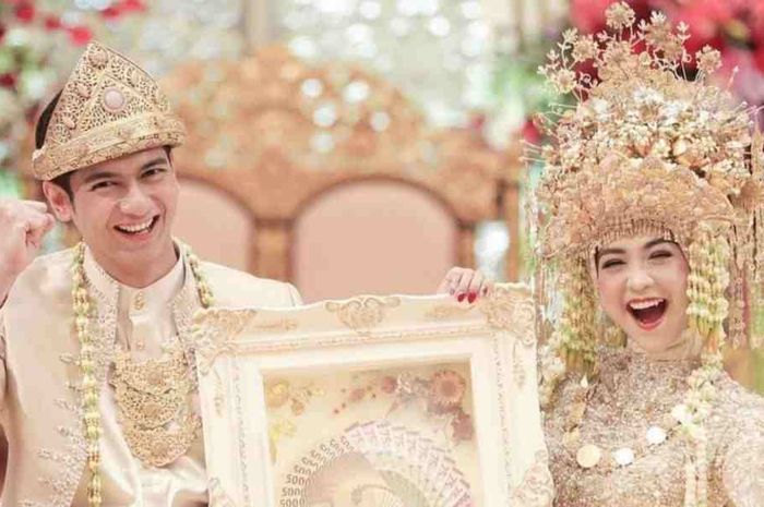 Prosesi Pernikahan Adat Palembang yang Sarat Akan Seni Penuh Makna ...