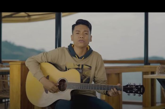 Lirik Lagu 'Kurangnya Apa' yang Dipopulerkan oleh Arief, Lengkap dengan ...