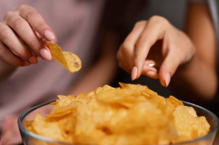 6 Keripik Terpedas Di Dunia Yang Sering Jadi Challenge Berani Coba