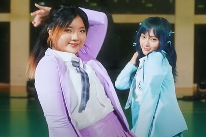 Lirik Lagu ‘It’s You’ - INDAHKUS feat PB GLAS, dengan Terjemahan ...