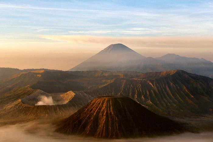 Bentang Alam Pulau Jawa Secara Umum - Sonora.id