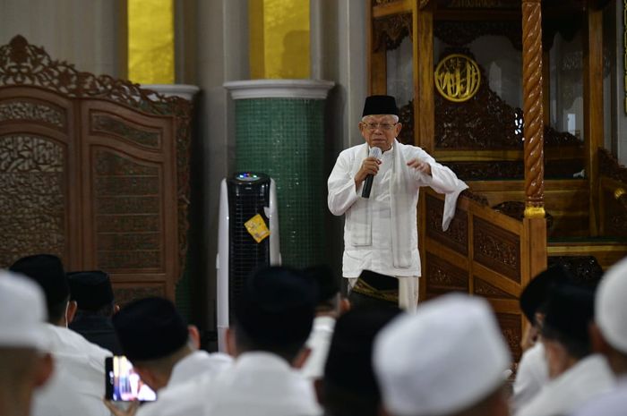 Wakil Presiden Maruf Amin Ingatkan Pentingnyan Malam Laitul Qadar ... Wakil Presiden Maruf Amin Ingatkan Pentingnyan Malam Laitul Qadar ...