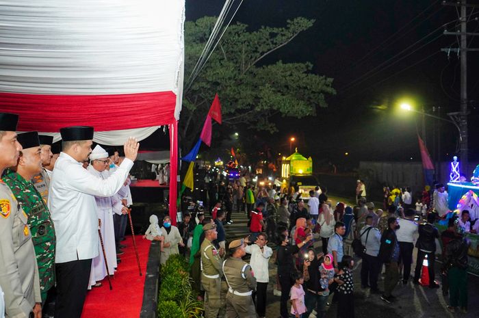 70 Mobil Hias Meriahkan Malam Takbiran Idul Fitri 2023 di Medan - Sonora.id