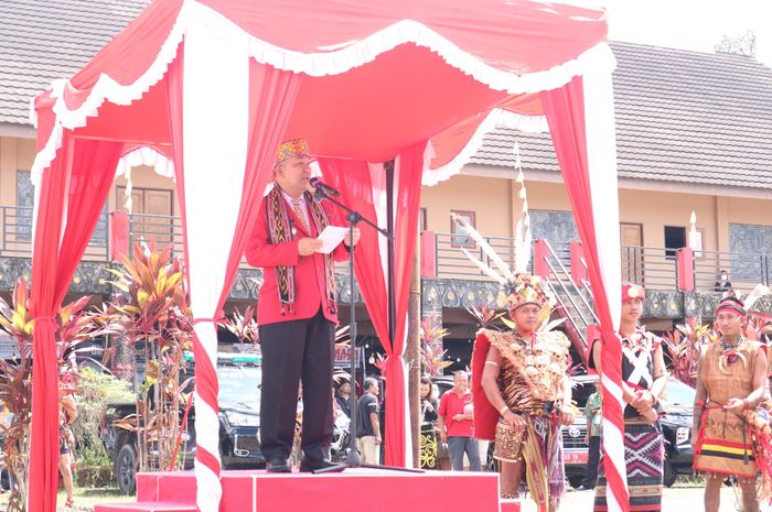 Naik Dango Salah Satu Upaya Memelihara Seni dan Budaya Dayak - Sonora.id