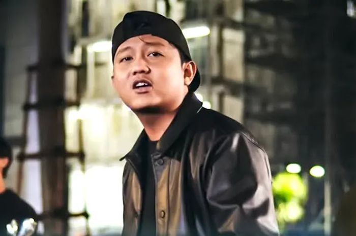 Lirik Lagu 'Wani Gelute' - Denny Caknan dengan Terjemahannya, Trending YouTube! - Sonora.id