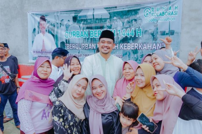 Bobby Nasution Kurban 2 Ekor Sapi di Rumah Kolaborasi, Bobot Hampir 1 ...