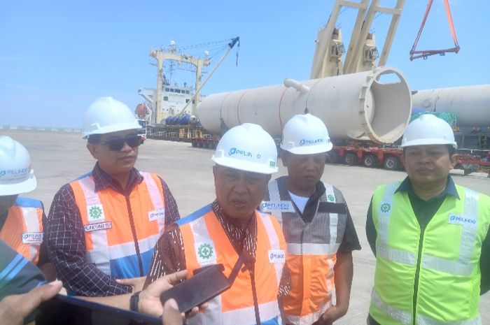 Pelabuhan Kijing Semakin Eksis Dengan Aktivitas Curah Cair - Sonora.id