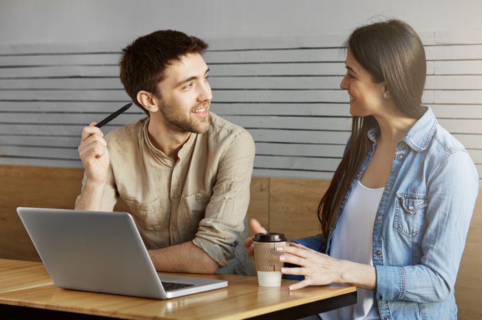 10 Contoh Dialog Menawarkan Bantuan atau Offering Help dalam Bahasa ...