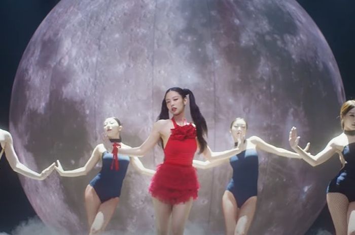 Lirik Lagu 'You and Me' JENNIE BLACKPINK, dengan Terjemahan - Sonora.id