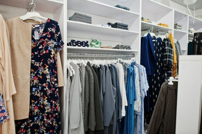 4 Doa Melepas dan Memakai Pakaian Sesuai Sunnah Lengkap: Arab, Latin ...