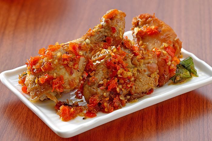 Resep Ayam Balado Kemangi, Pedas dan Bikin Nagih! - Sonora.id