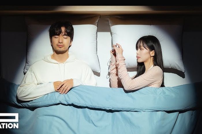 Lirik dan Terjemahan Lagu Stranger Milik Heize (Featuring 10CM) - Sonora.id