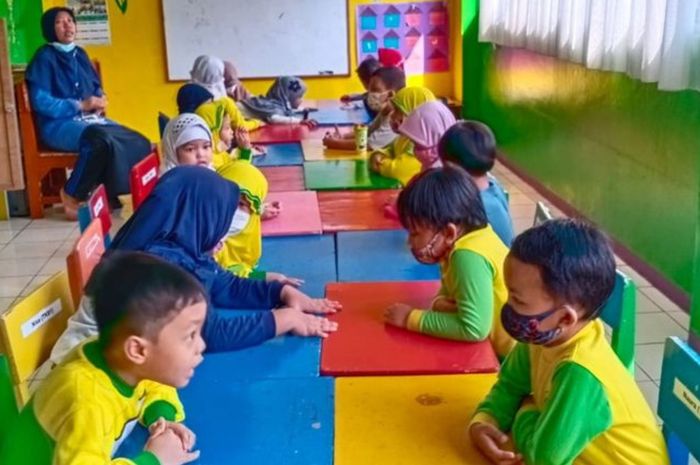 40 Contoh Catatan Wali Kelas di Raport TK-PAUD Terbaru, Singkat dan ...