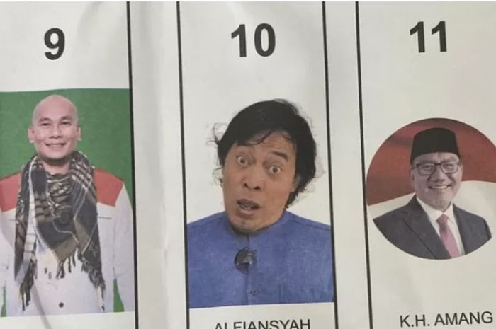 Pasang Foto Nyeleneh Di Pemilihan Dpd Jabar 2024 Komeng Malah Dapat