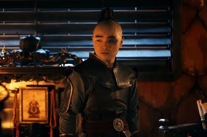 Karakter aktor Indonesia Dallas Liu yang memerankan Zuko dalam serial ...