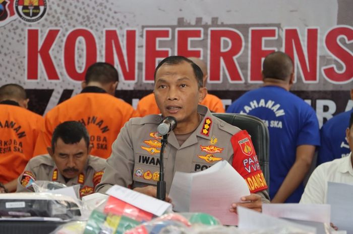Polresta Surakarta Amankan 141 Tersangka Dalam Operasi Pekat 2024 - Sonora.id