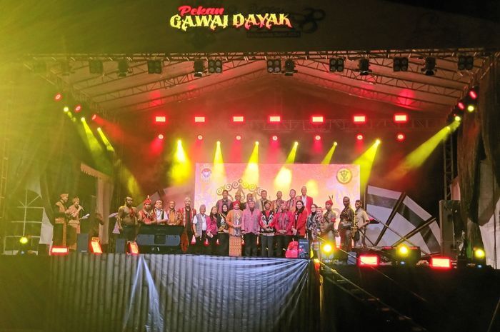 Pekan Gawai Dayak ke - XXXVIII Resmi Dibuka, Masyarakat Menyambut Dengan Antusias - Sonora.id