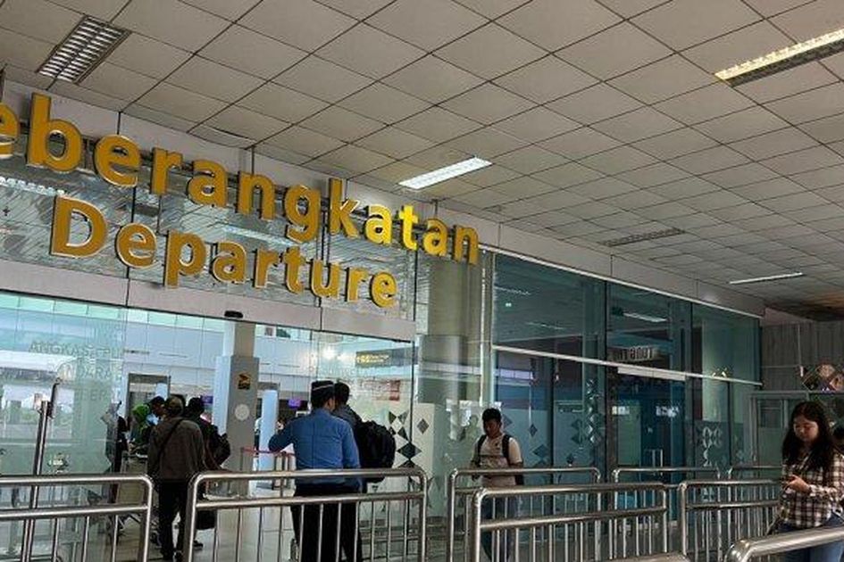 Jumlah Penumpang Pesawat di Bandara Depati Amir Memasuki Masa Libur Sekolah Mulai Meningkat ...