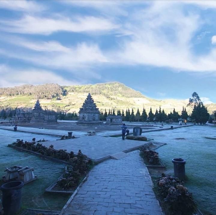 Penyebab Munculnya Embun Es di Dieng,Menarik Perhatian Banyak Turis ...
