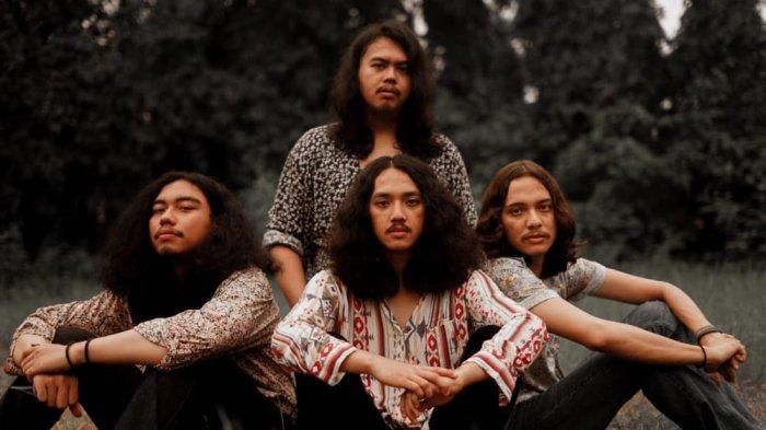 Dua Grup Rock Mooner dan Black Horses Berkolaborasi - bangka.sonora.id