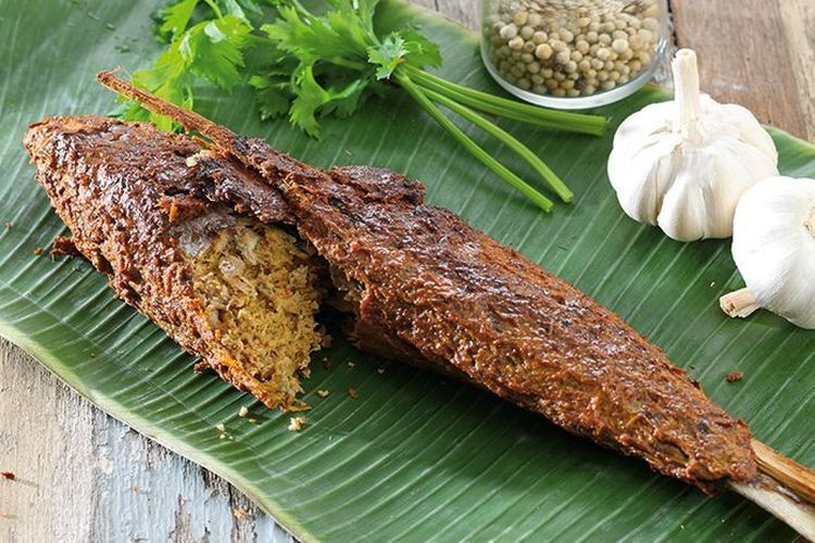 Aromanya Khas Dan Dibungkus Daun Pisang, Berikut Resep Sate Bandeng ...