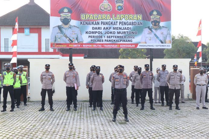 Polres Pangkalpinang Gelar Upacara Laporan Kenaikan Pangkat Pengabdian