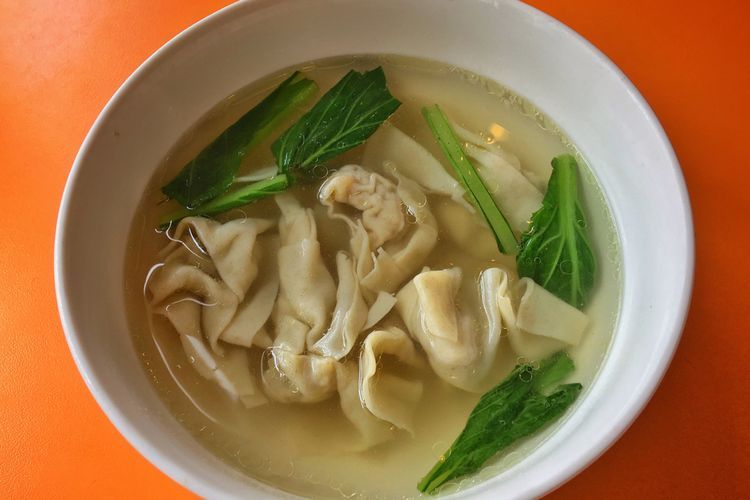 Hangat Dan Gurih, Berikut Cara Membuat Pangsit Kuah Isi Siomay - bangka ...