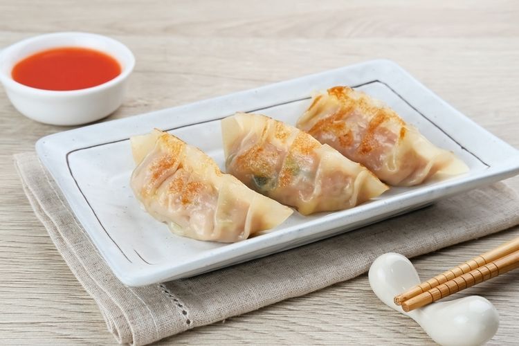 Isi Sayur Dan Daging Giling, Berikut Cara Membuat Mandu Halal - bangka ...