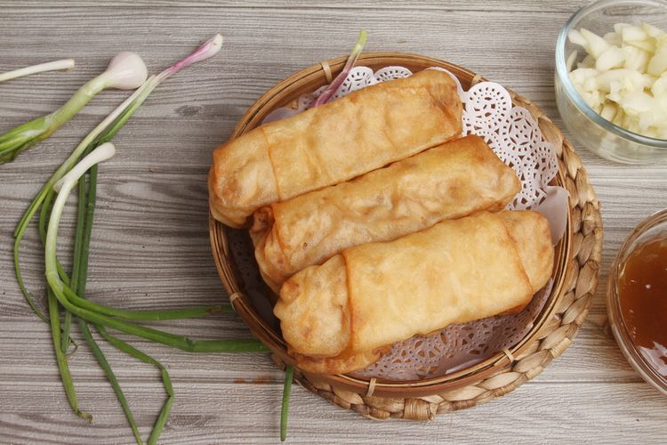 Cocok Buat Camilan, Berikut Cara Membuat Lumpia Udang Mayo - bangka ...