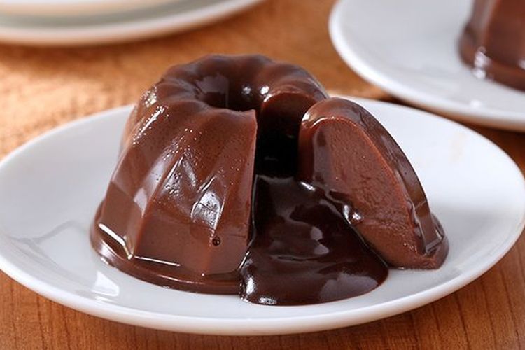 Mirip Molten Lava Cake, Berikut Cara Membuat Puding Cokelat Lumer ...