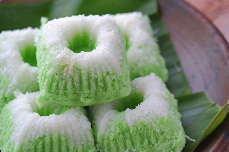 Empuk Dan Wangi, Berikut Ini Cara Membuat Kue Kukus Putu Ayu - bangka ...